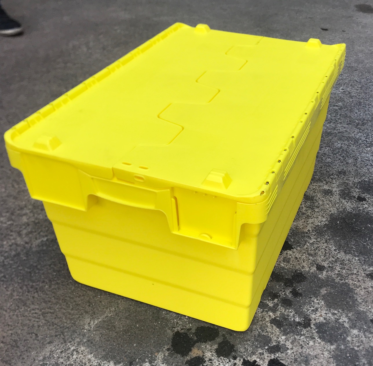 Security-Box Large Yellow - Plastic World